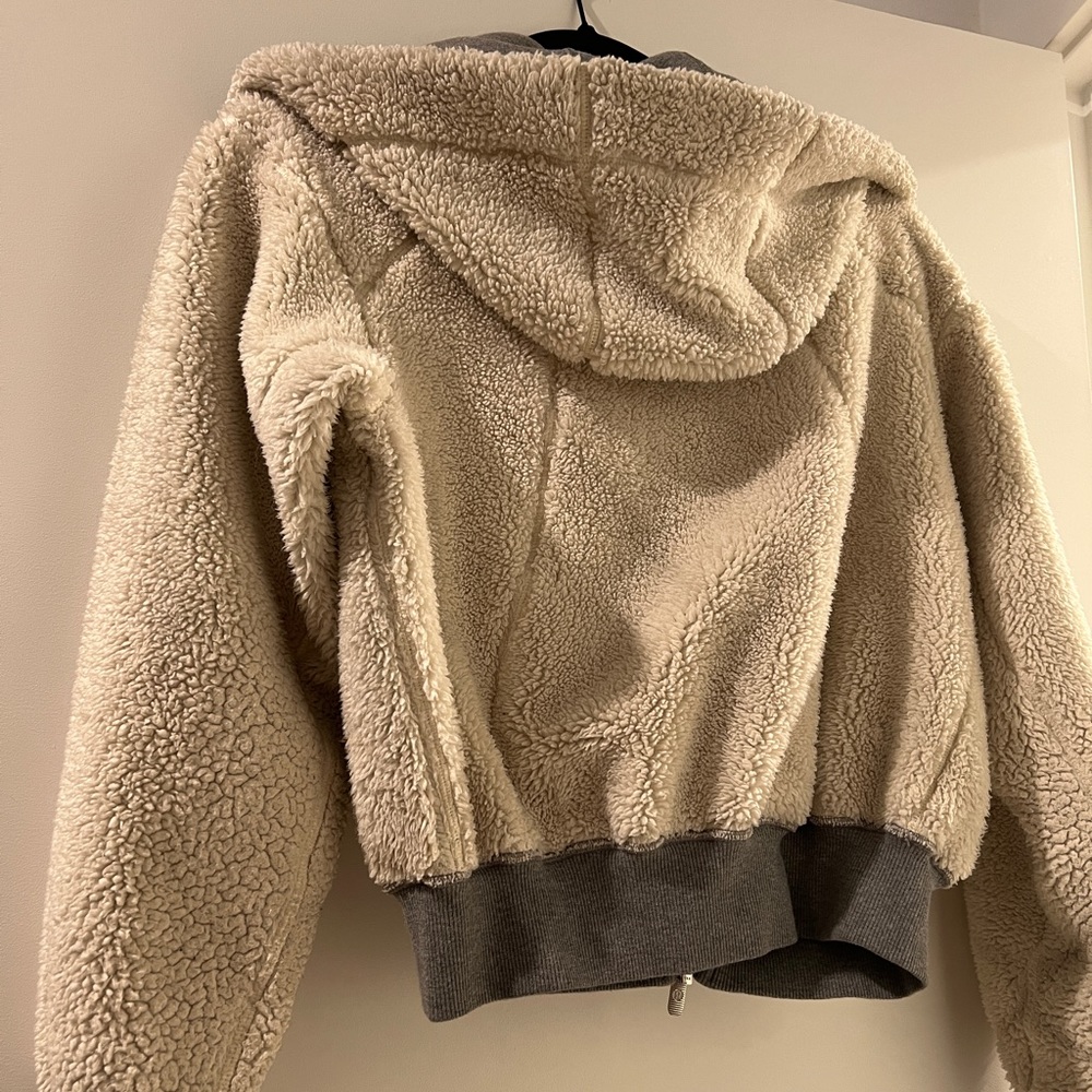 Lululemon Reversible Sherpa Jacket - Gem
